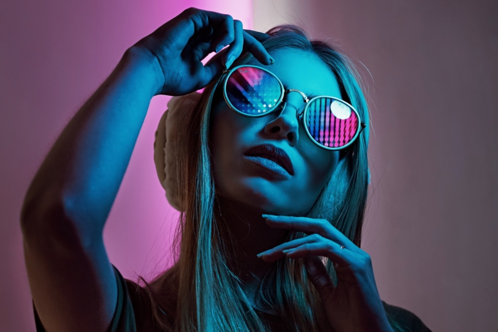 Effetto Neon con Photoshop – SaGrafica.it